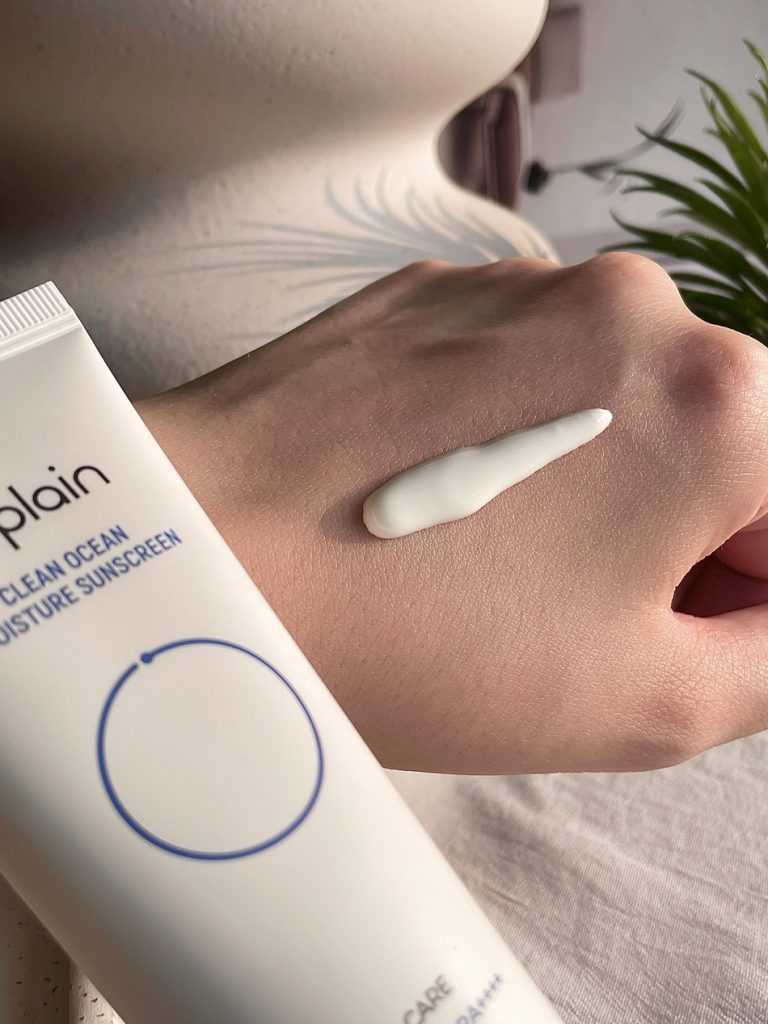Be Plain Clean Ocean Moisture Sunscreen Review - Kbeauty Notes