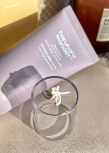 Review: Haruharu Wonder Black Rice Moisture Airyfit and Black Rice Pure ...